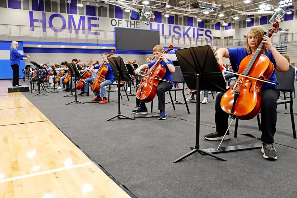 Elementary students unite for orchestra festival - NewsBreak