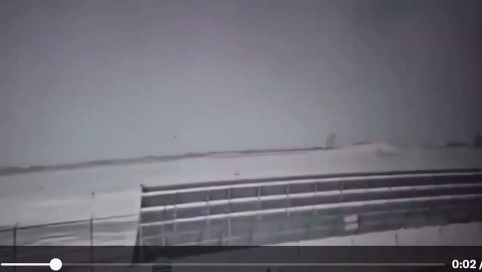 Delta Airlines miraculous crash footage from CCTV Camera at Toronto ...