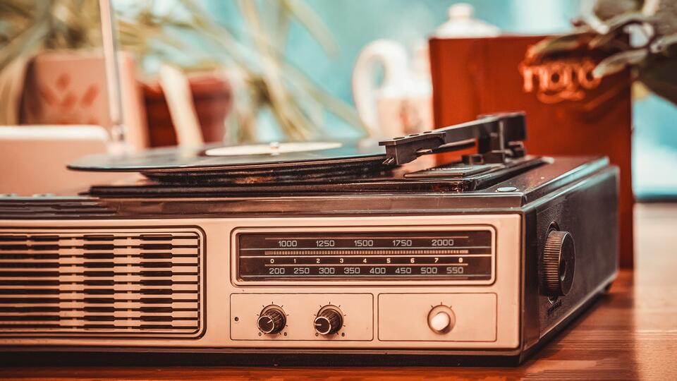 5 Of The Worst Record Players You Should Avoid - NewsBreak