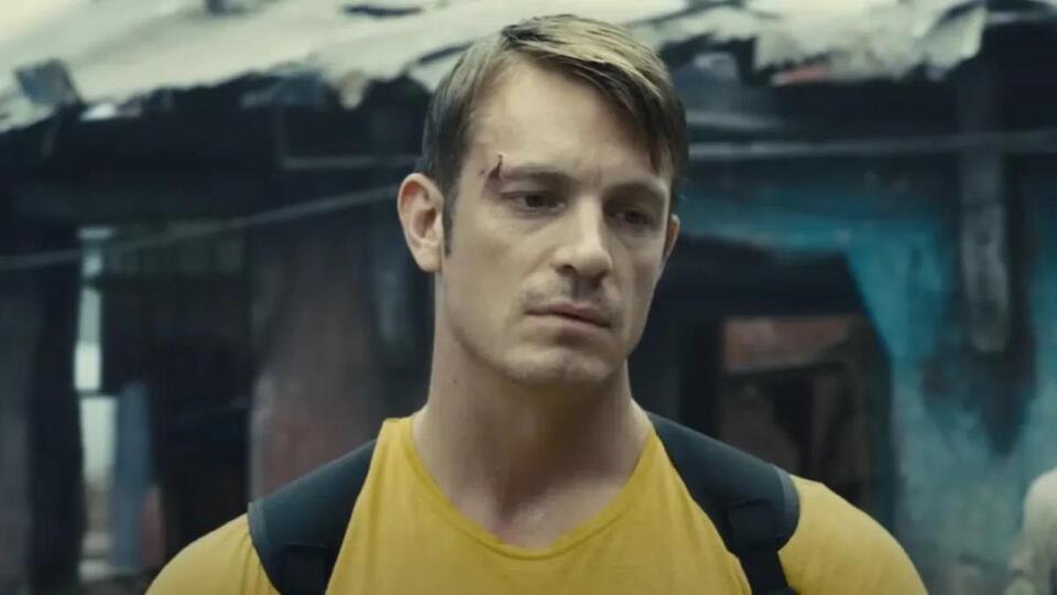 The Suicide Squad’s Cut Scene Reveals Why Waller Sent Rick Flag to Die ...