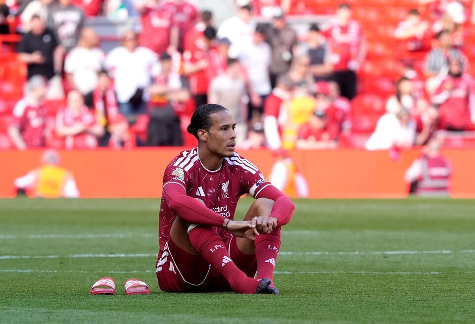 Liverpool captain Virgil van Dijk thanks former boss Arne Slot - NewsBreak