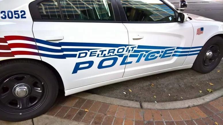 Pedestrian hit and killed in 2-vehicle crash on Woodward Ave. in ...
