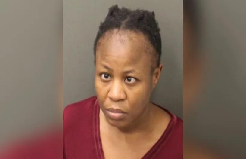 Woman, who picked up her 3-and-8-year-old daughters after stabbing her ...