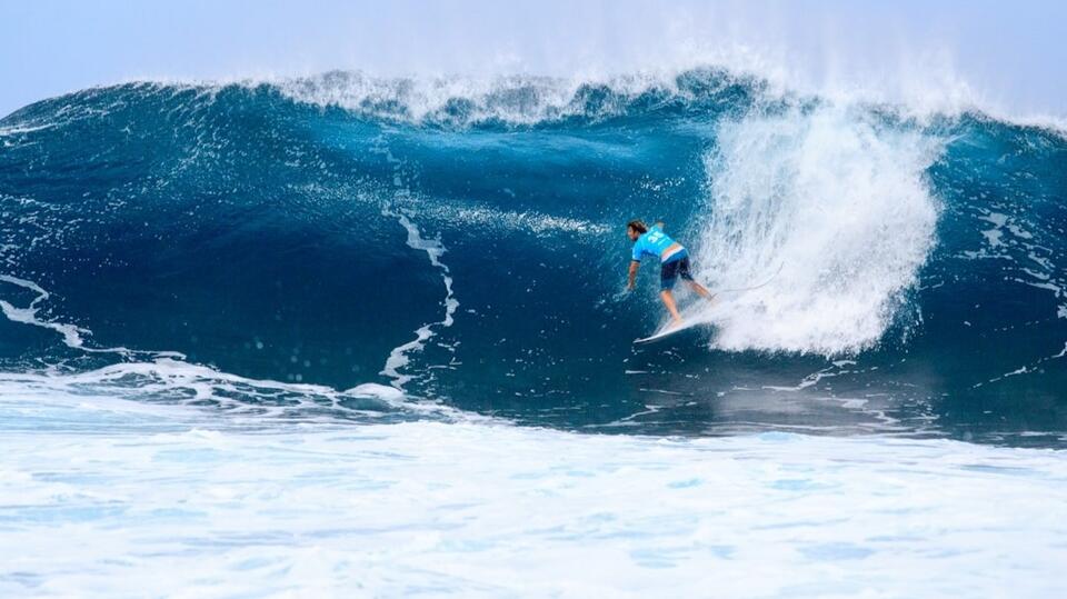 Surfer Rides Potential World-Record 108-foot tall Wave at Mavericks off ...
