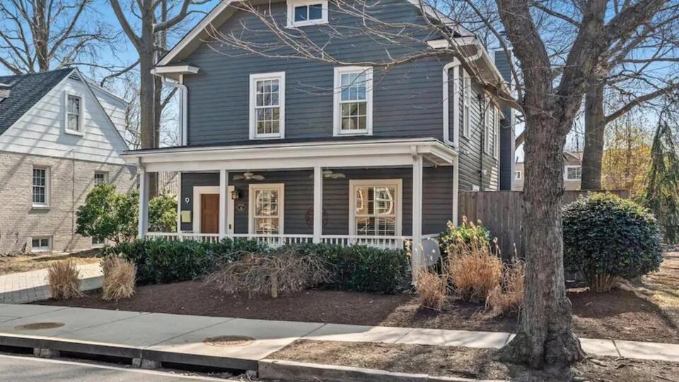 JD Vance lists Alexandria home for sale after two years in Del Ray ...