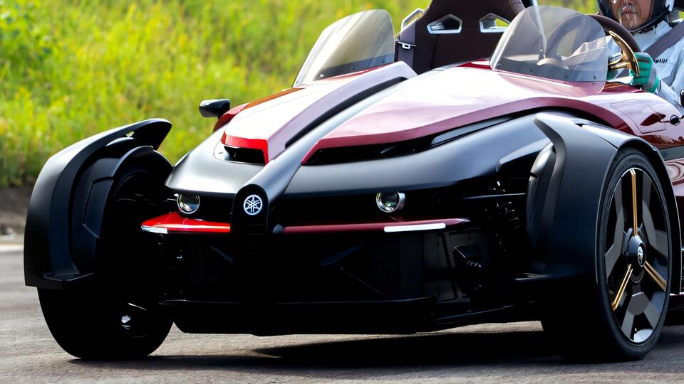 This Yamaha Prototype Can Turn All Three Wheels At Once - NewsBreak