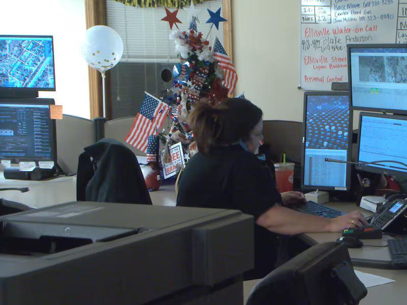 Emergency dispatchers recognized for ‘National Public Safety ...