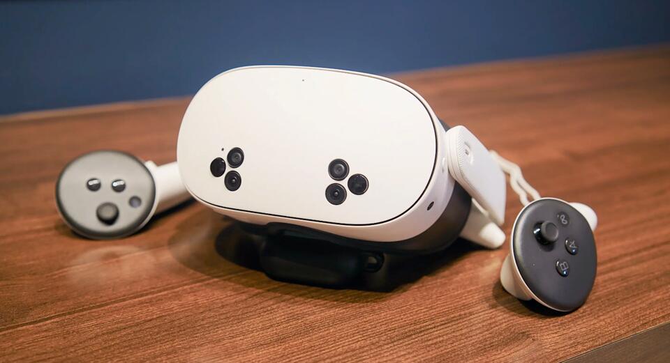 The Meta Quest 3S is back down to its Cyber Monday all-time low of $250 ...