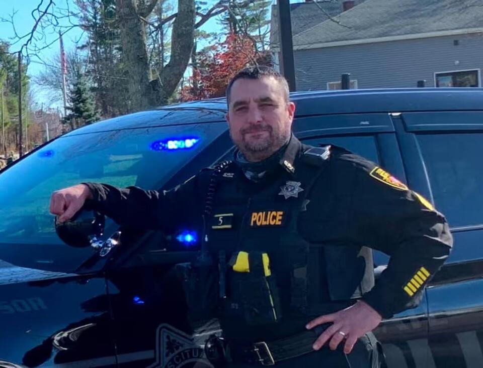 Missing Officer From Plainfield Found Dead At Sterling Town Hall ...