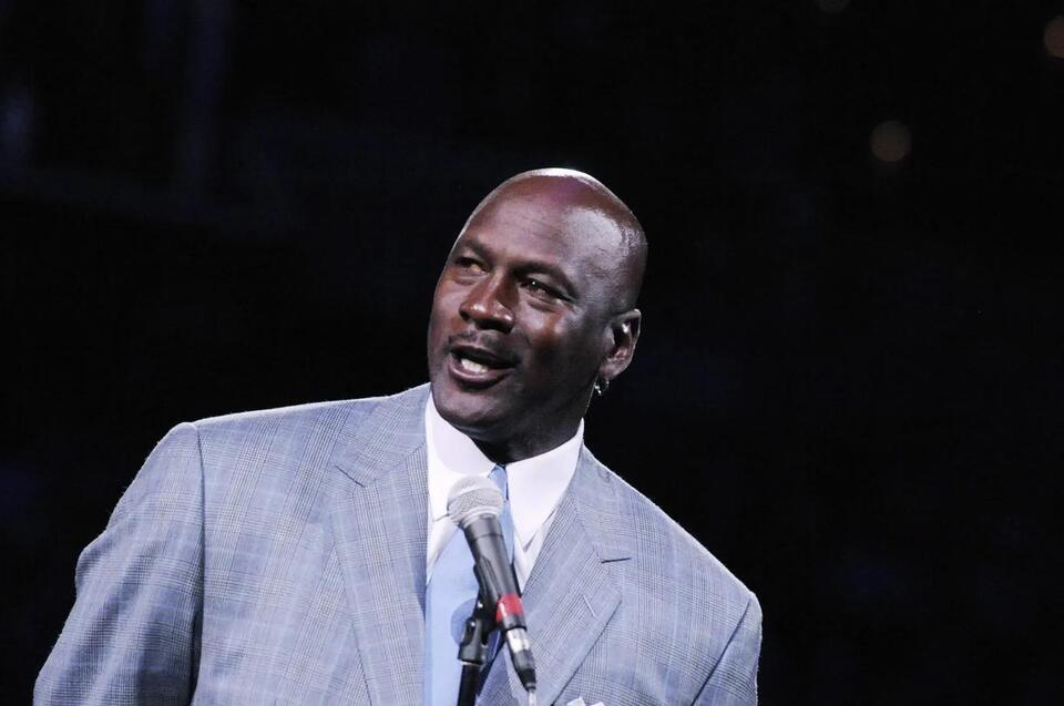 NBA on NBC Broadcasters: Michael Jordan, Vince Carter, Carmelo Anthony ...