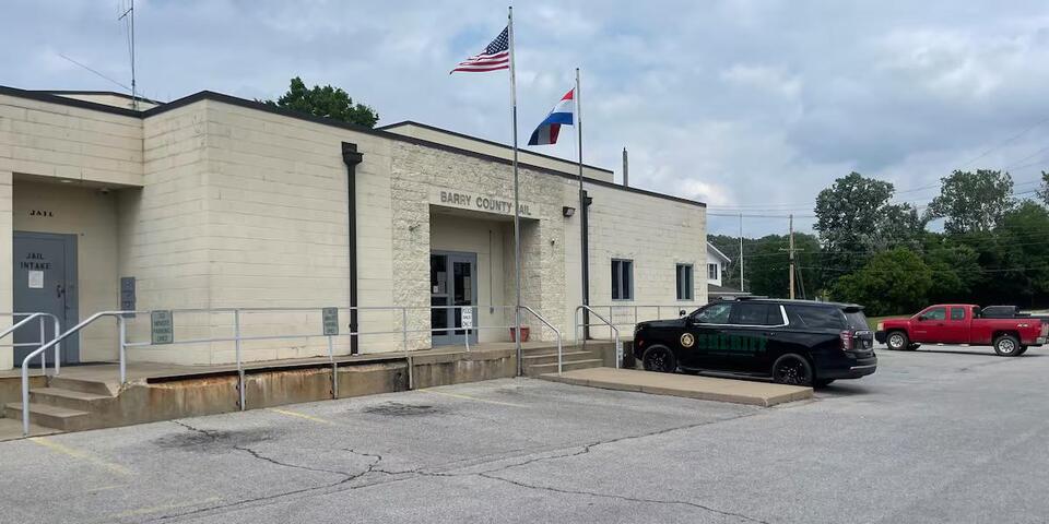 Barry County Jail inmates relocated after jail closes in preparation ...