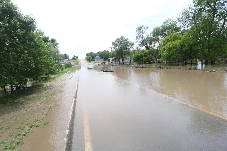 Flash flooding occurs in the Howard Co. area after storms drop 2-5 ...