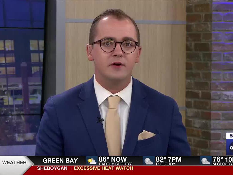 Appleton community gathers for workout in honor of former police officer, U.S. Marine