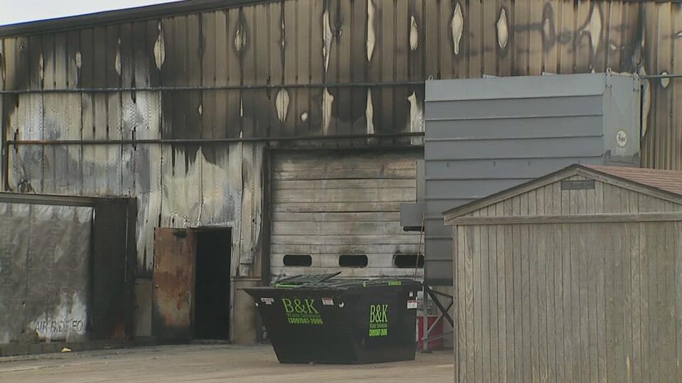 Fire destroys 30,000 square feet of Aledo plating business, no injuries ...