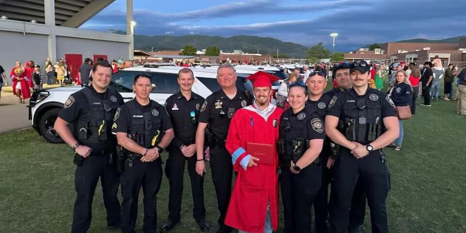 Son of fallen Blount County Deputy Greg McCowan wears father’s badge ...