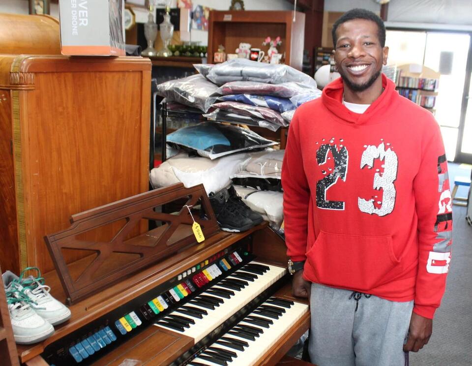 Bond's 00 Thrift is a big plunge for new entrepreneur - NewsBreak