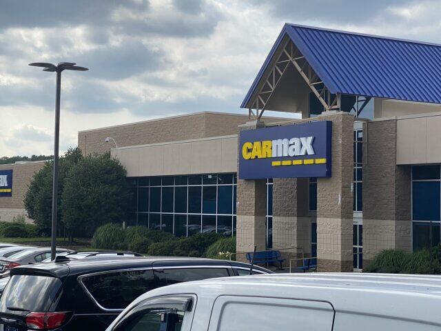 CarMax cuts hundreds of jobs, 'remains confident' in long-term strategy ...