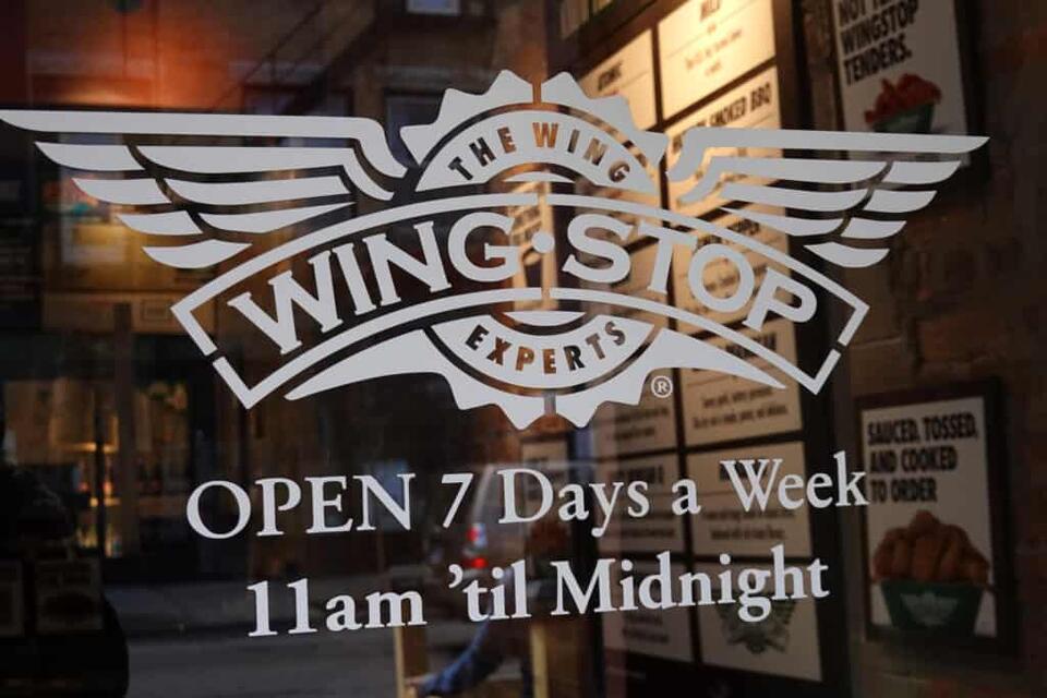 Pistons Big Man Sends Hilarious Message To Wingstop - NewsBreak