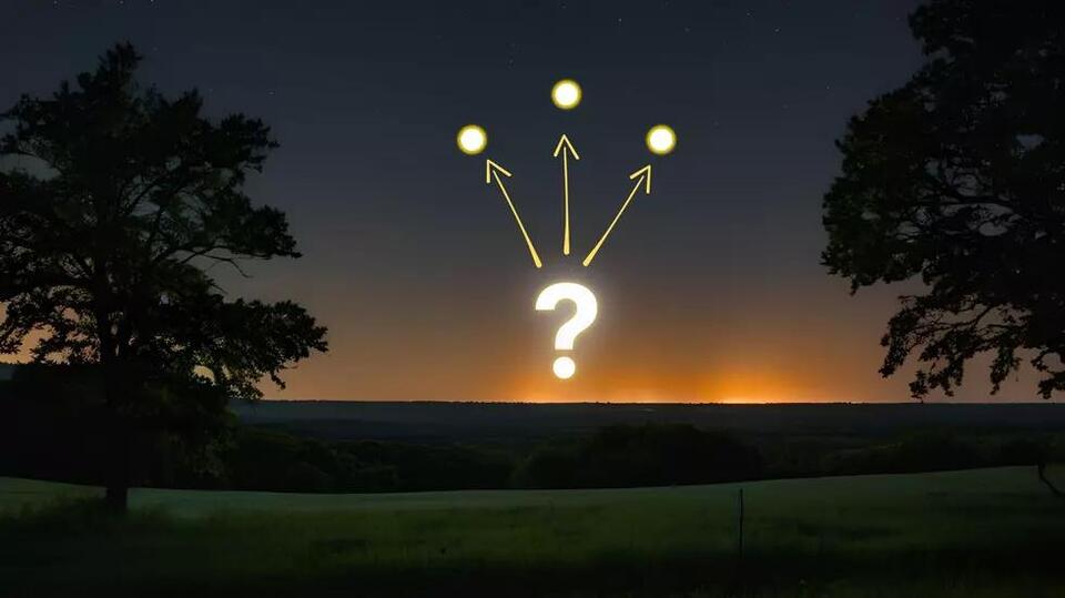 2 Illinois Women Capture Video of 3 Balls of Light Changing Color ...