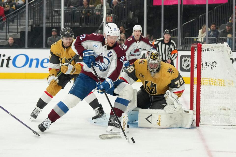 Avalanche forward Gabriel Landeskog leaves game after collision with ...