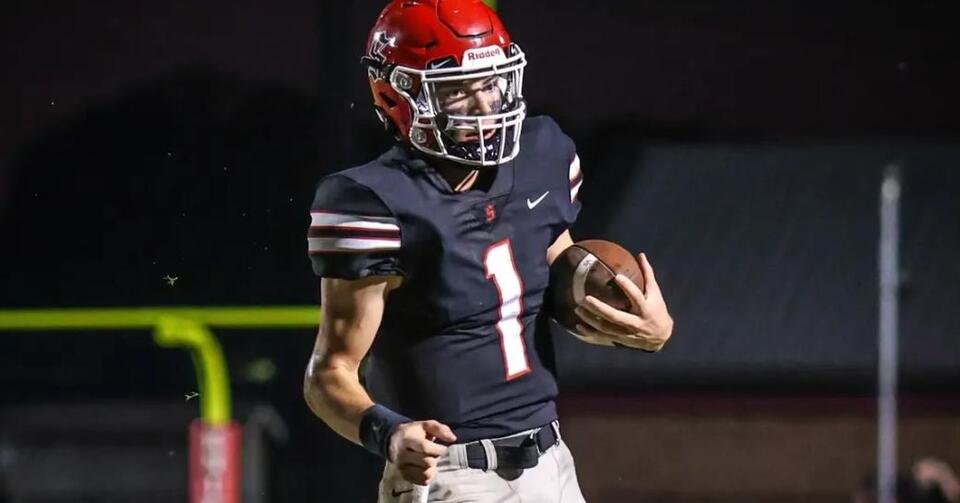 2026 QB Jachin Davis commits to Liberty - NewsBreak
