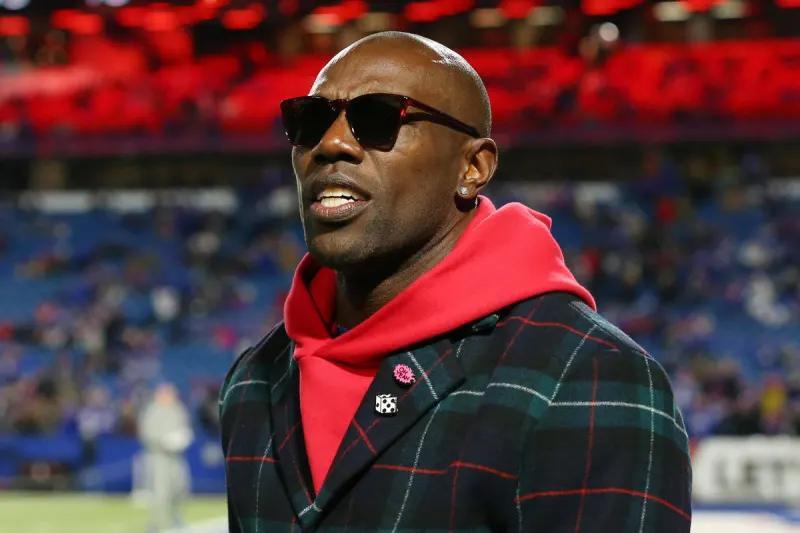 Terrell Owens Puts All Blame on Josh Allen In Public Campaign as Mike ...