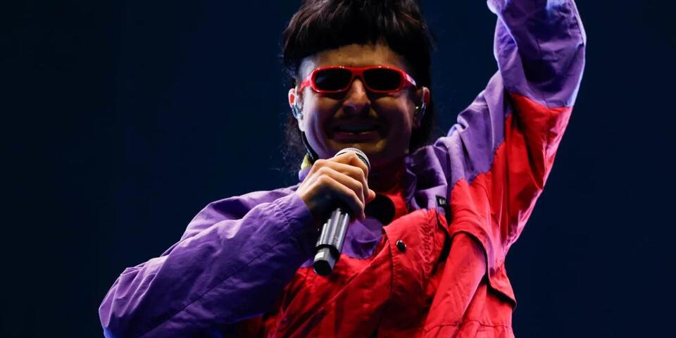 Oliver Tree's Resurfaced Record Label Video Sparks Debate as Fans Point ...