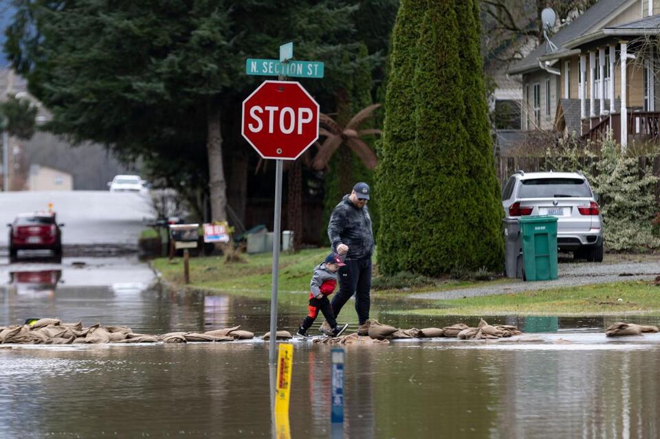 WA. State throws lifeline to some owners of flooded homes - NewsBreak