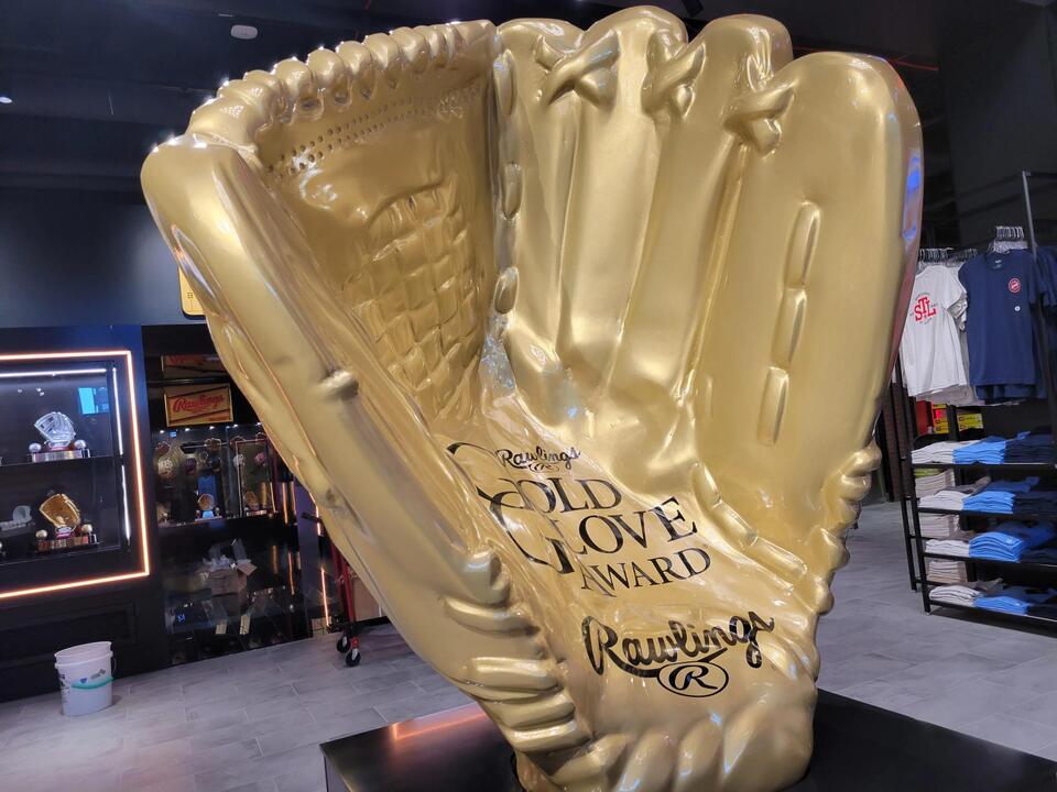 Roaming St. Louis: Rawlings Experience proves a hit (and catch) - NewsBreak