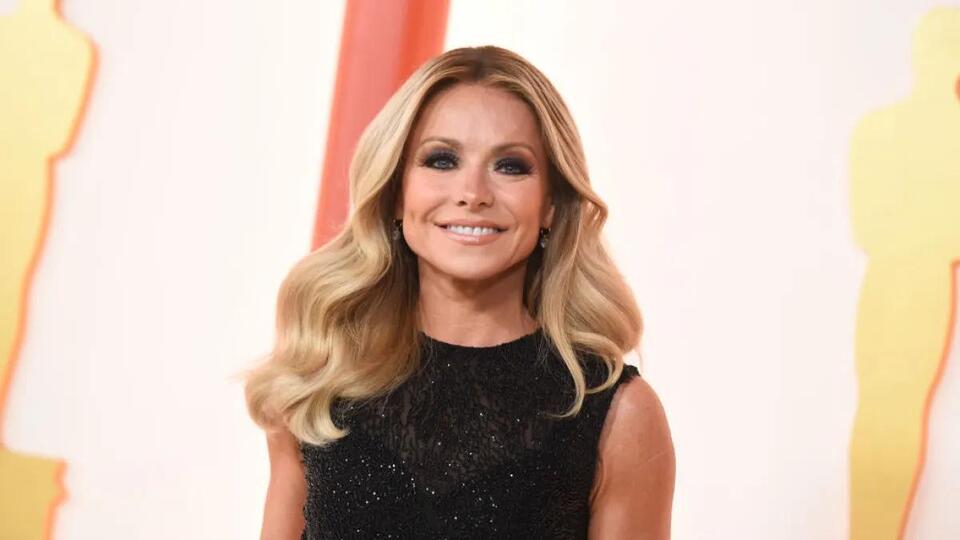 Kelly Ripa reveals how much weight she gained after quitting drinking ...