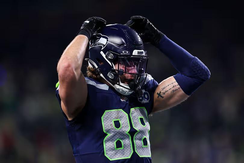 Tom Brady raises eyebrows with blunt 'blood' comment on Rams-Seahawks ...