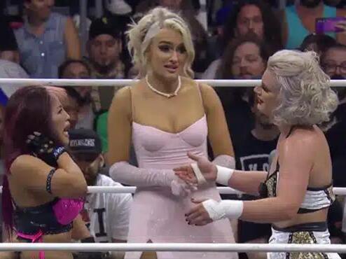 Toni Storm, Mariah May & Mina Shirakawa React To Kissing It Out At AEW x NJPW: Forbidden Door