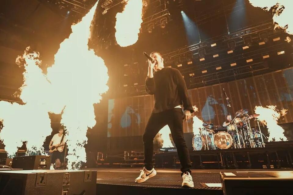 Shinedown’s 2025 Tour Launch – Setlist + Photos - NewsBreak