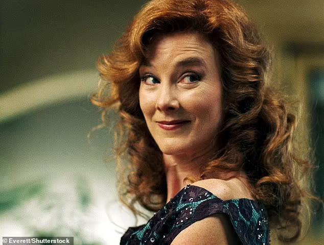 Desperate Housewives and Young Sheldon star Valerie Mahaffey dies aged ...