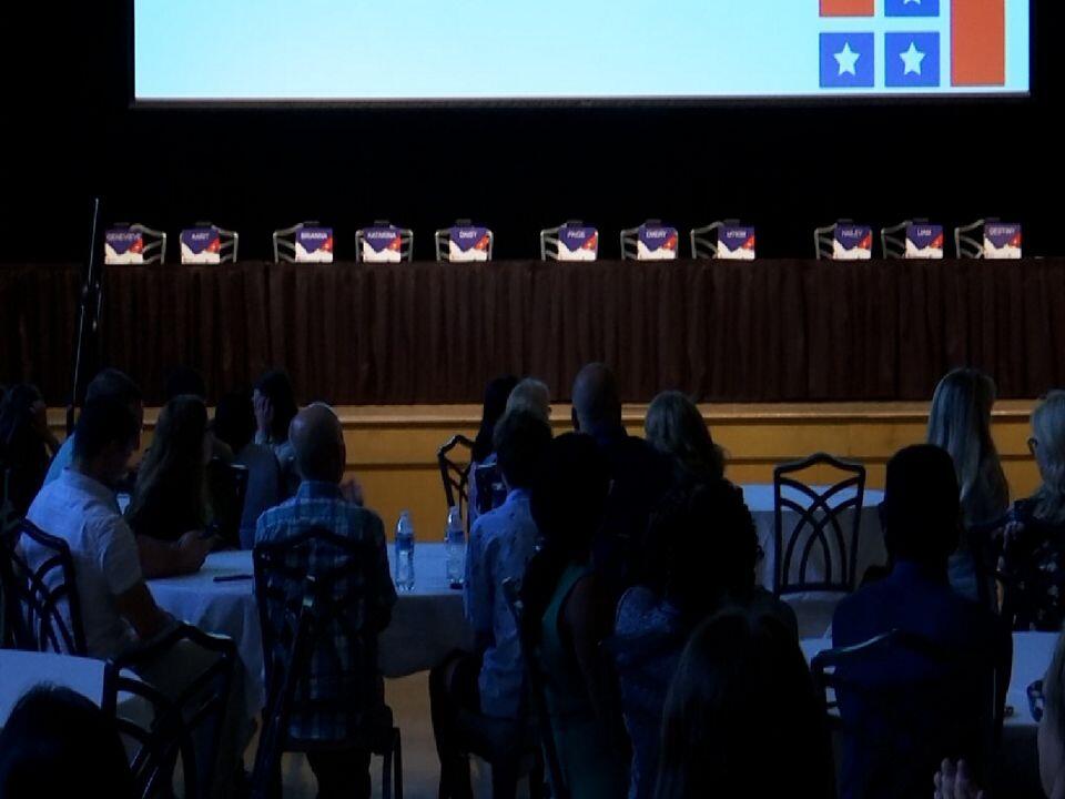 12 students compete in the Ohio finals for the National Civics Bee