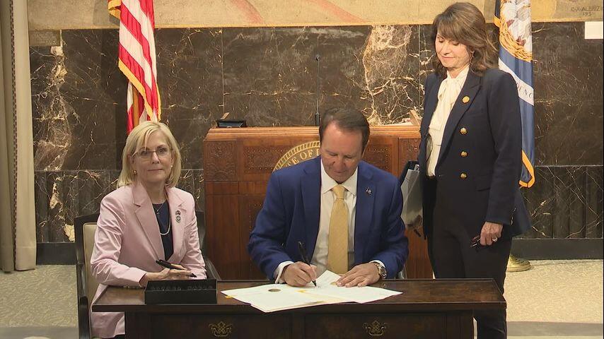 Gov. Jeff Landry signs executive order cracking down on illegal voting ...