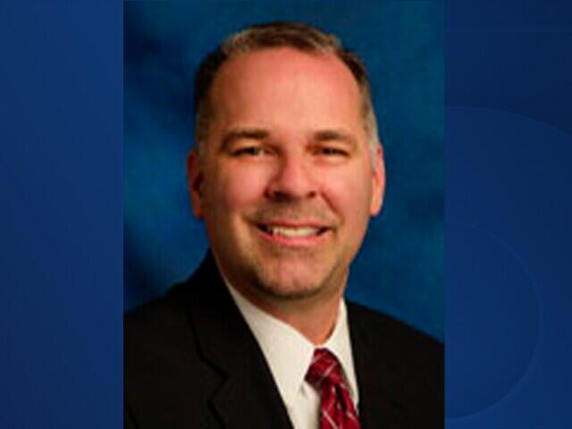 City council approves re-hiring of old Phoenix city manager Ed Zuercher ...
