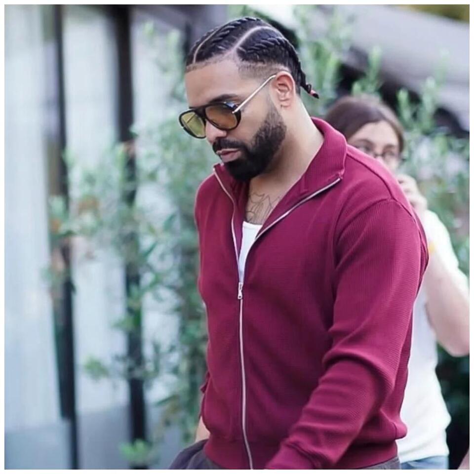 Drake Charts Eight Albums on Billboard 200, Most of Any Male Artist ...