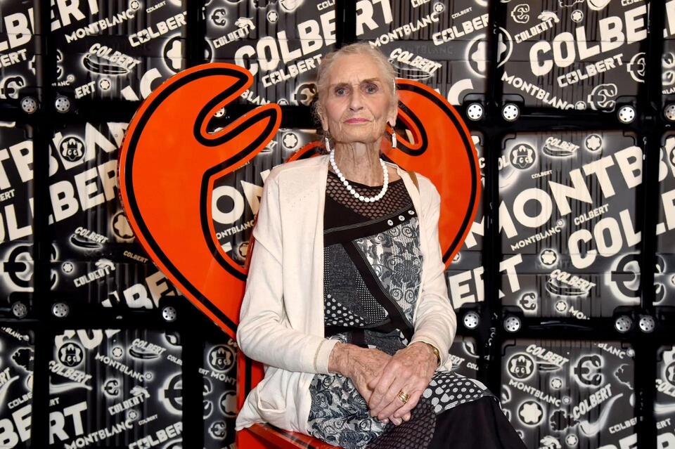 Who was Daphne Selfe? World’s oldest living model dies at 97 - NewsBreak