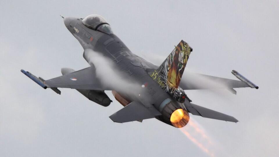 “Adaptive cycle engines” seen as next big leap in fighter jet ...