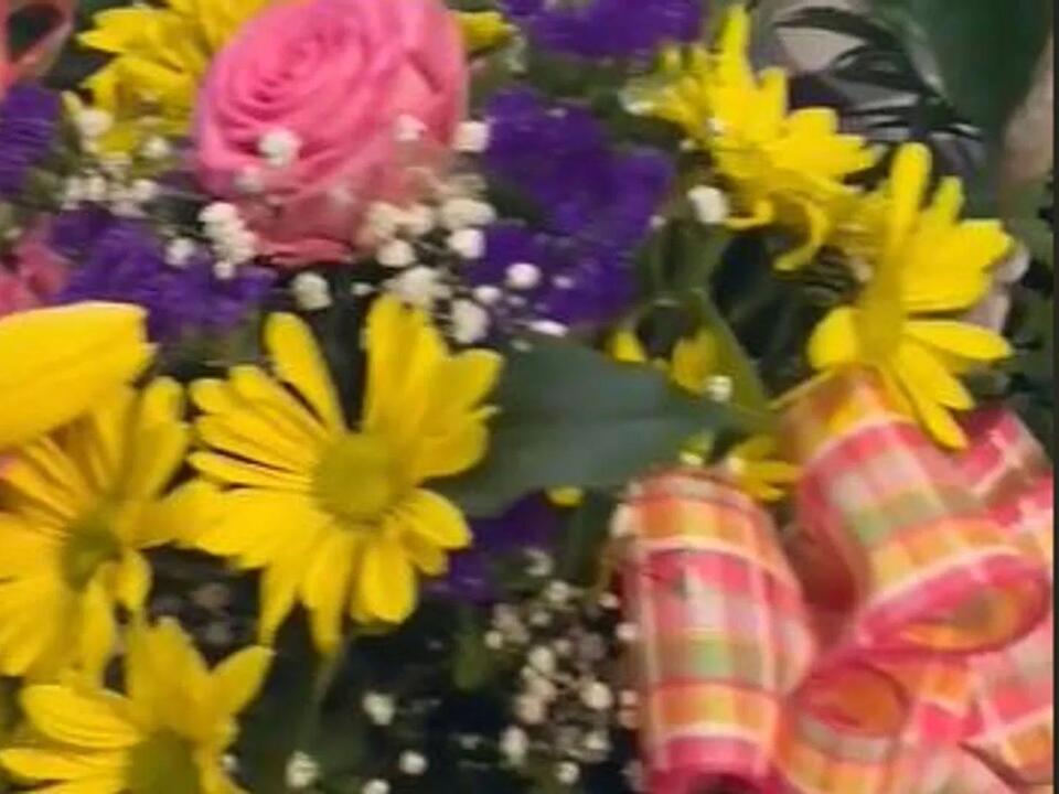 Follansbee Flower Shop braces for bustling Mother's Day