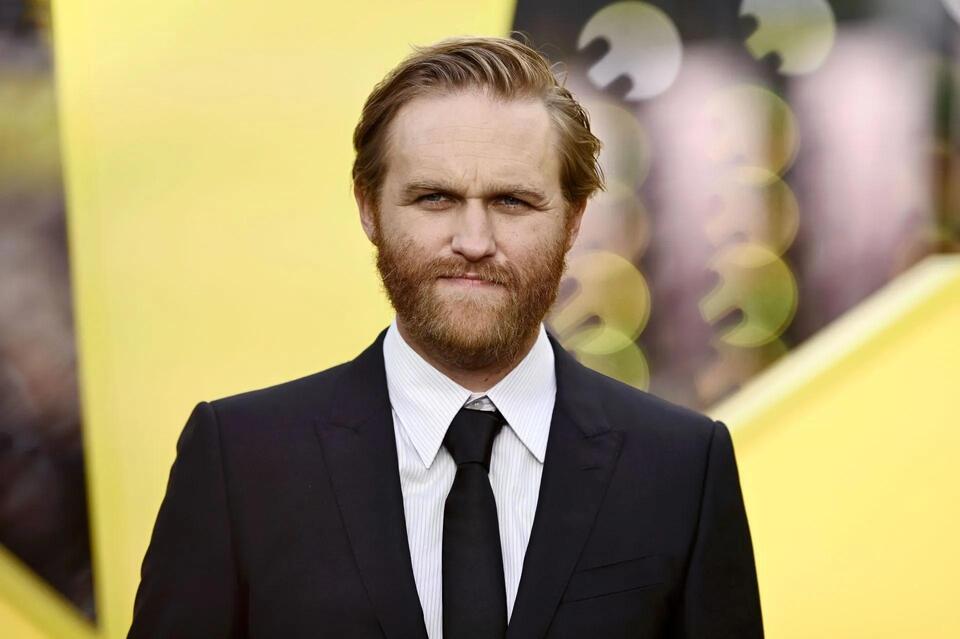 "Be on time, don’t be an a**hole and..." - Actor Wyatt Russell shares ...