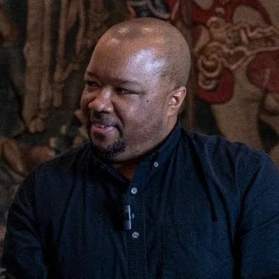 Saudi Arabia's First Quantum Computer: Can It Break Bitcoin? - NewsBreak