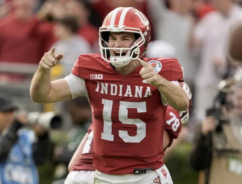 2026 NFL Pre-Super Bowl Mock Draft: Raiders Select Fernando Mendoza ...