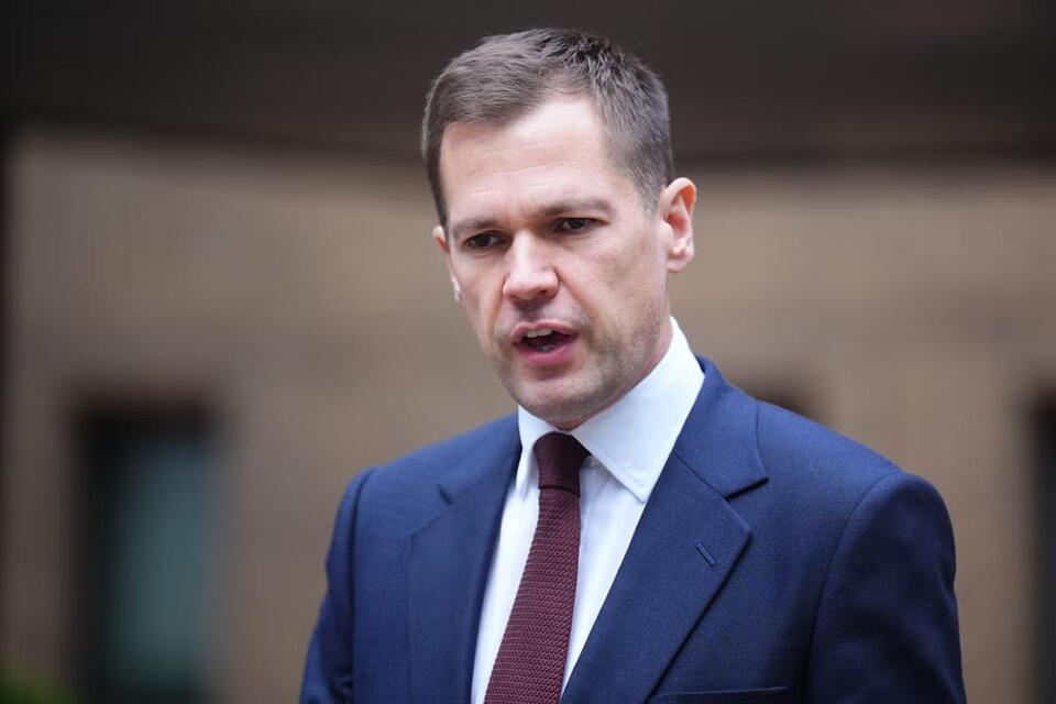 Robert Jenrick accused of fomenting division by backing burka ban ...