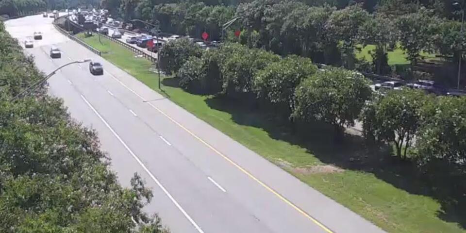LIVE: Obstruction shuts down lanes on I-126 near Broad River Bridge ...