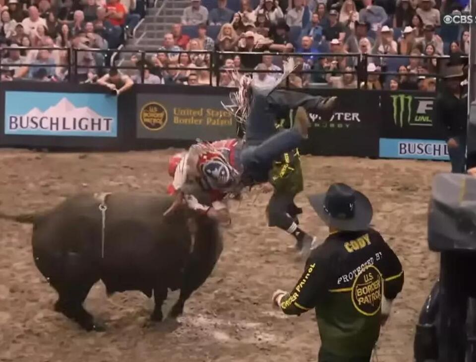 Popular Nampa Bar Hosts Open Mic Night; You Could Win PBR Tickets ...