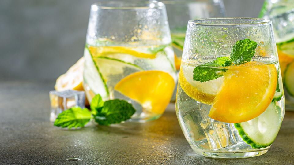 6 Drinks That Help Lower Liver Enzyme Levels - NewsBreak