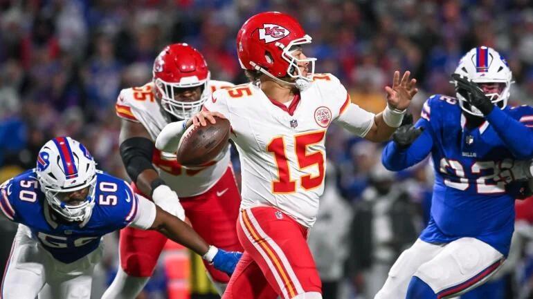 NFL Week 11 picks and score predictions: Chiefs edge Broncos in ...
