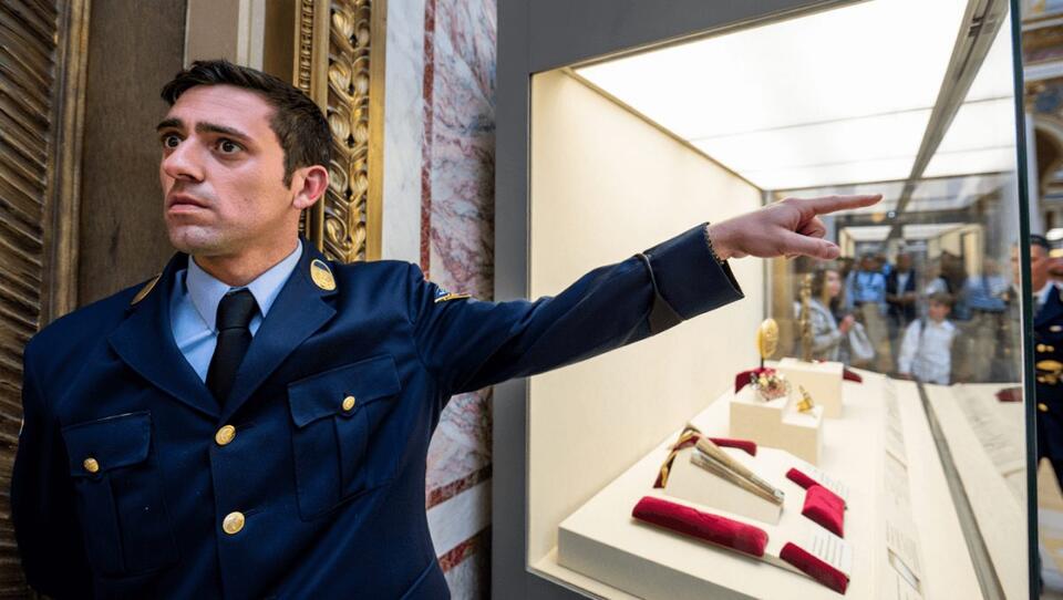 Louvre theft reveals which on-screen mastermind you are: disturbingly ...